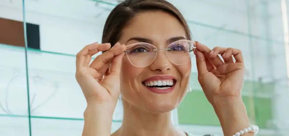 Eyeconik Optometrists - See Better. See Us.